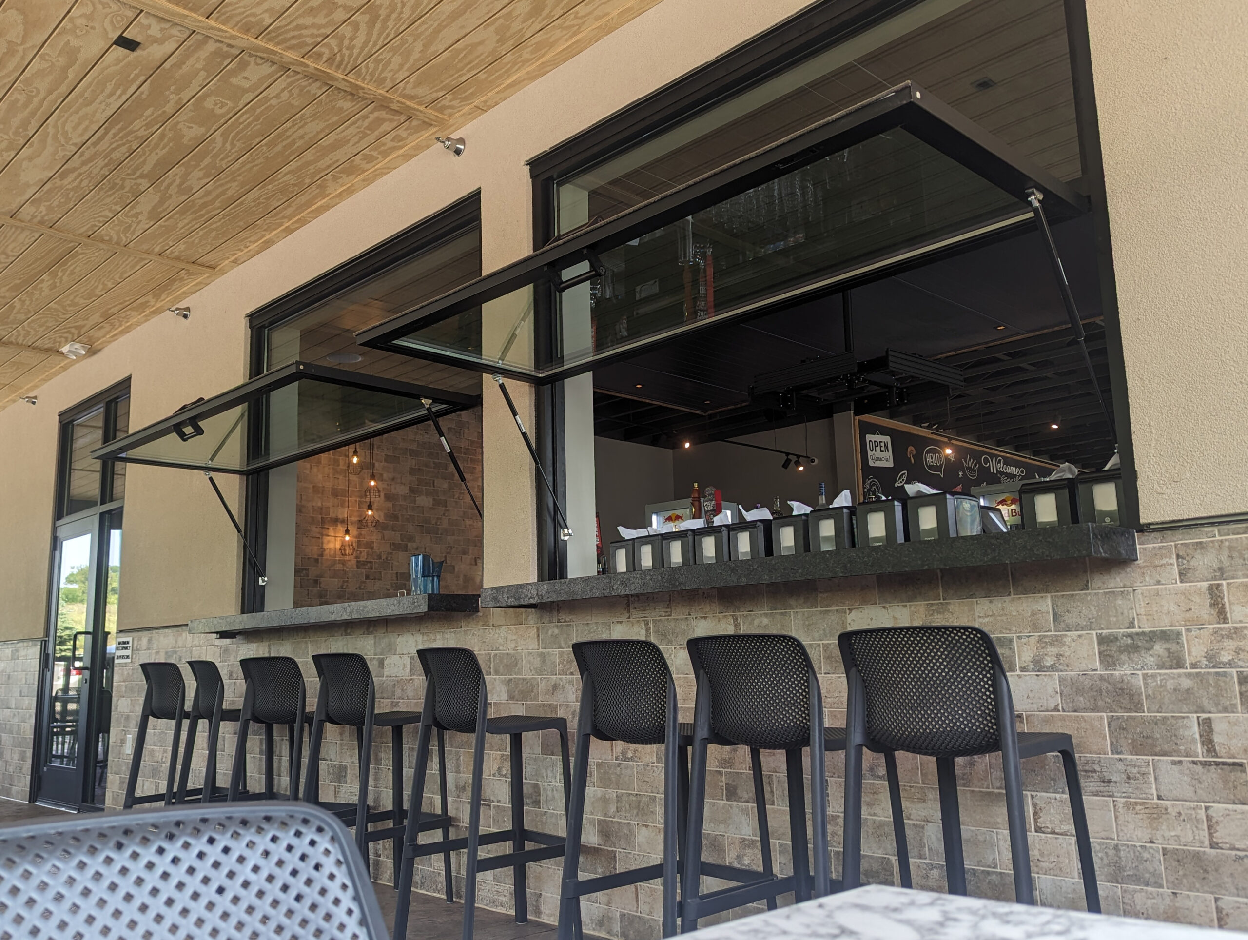 Home - Strutter Window